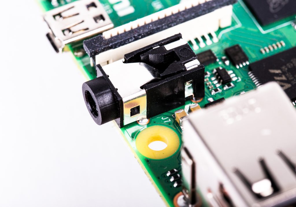 Raspberry Pi 4 Model b – 8GB Ram – Microchip.lk