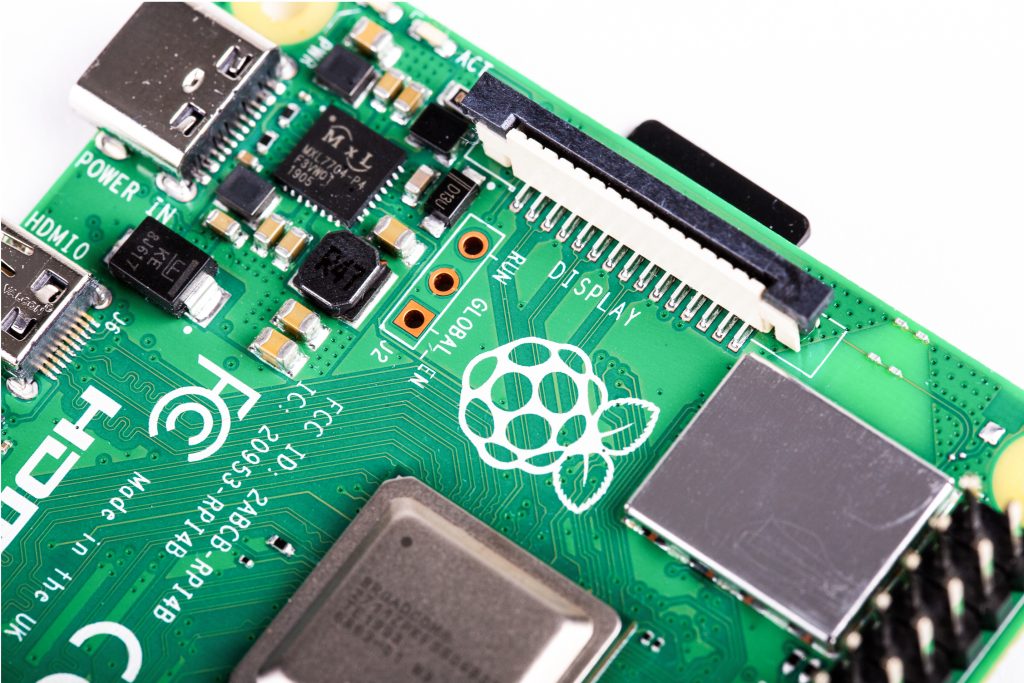 Raspberry Pi 4 Model b – 8GB Ram – Microchip.lk