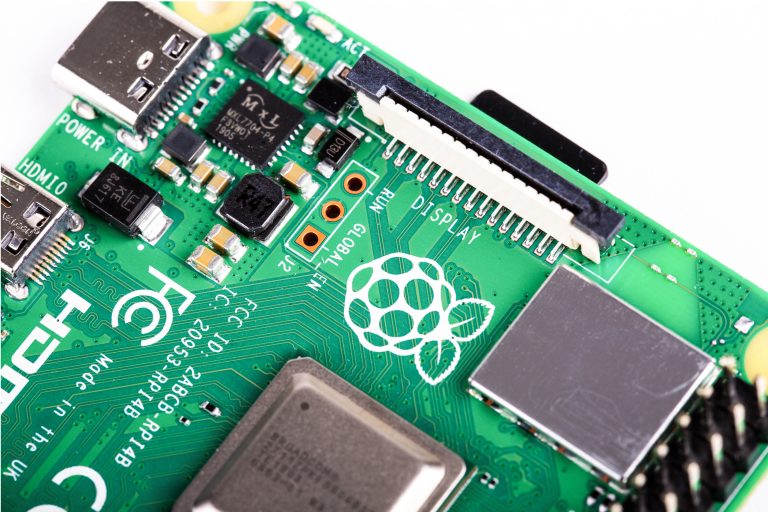 Raspberry Pi 4 Model b – 8GB Ram – Microchip.lk