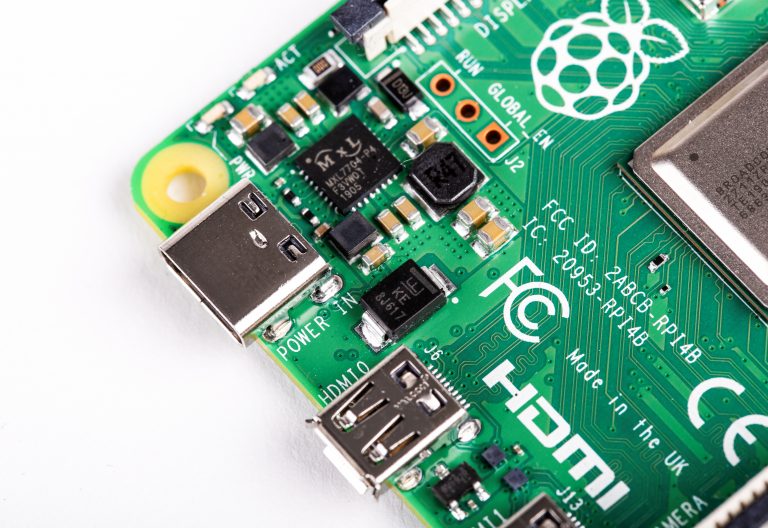 Raspberry Pi 4 Model b – 8GB Ram – Microchip.lk